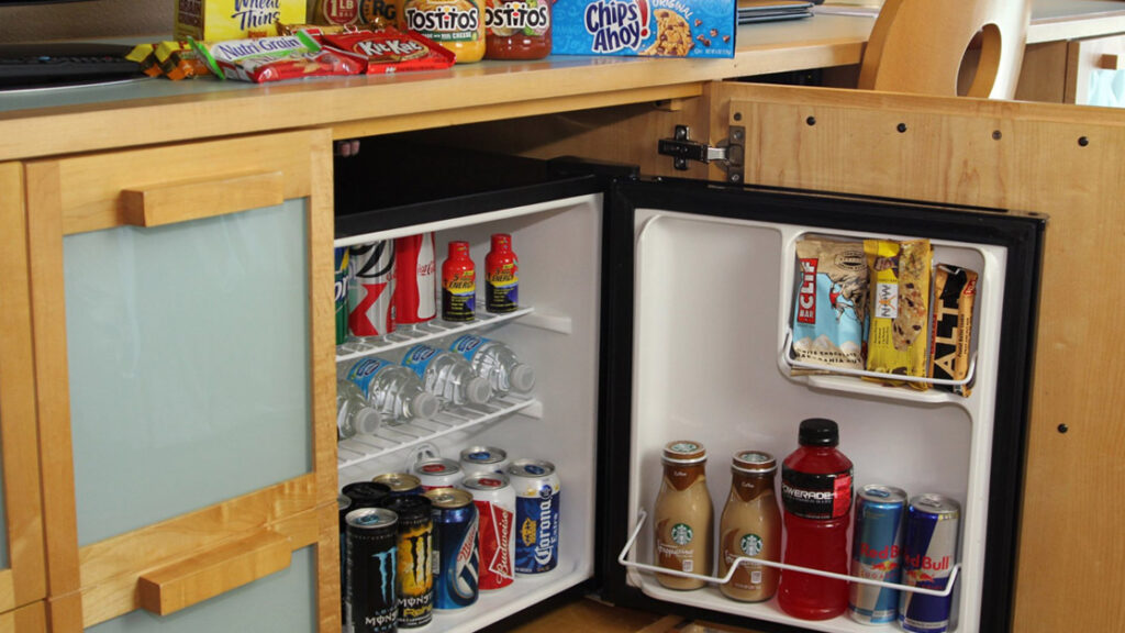 Rekomendasi 7 Kulkas Mini Terbaik Tahun 2025 - best-seller.id